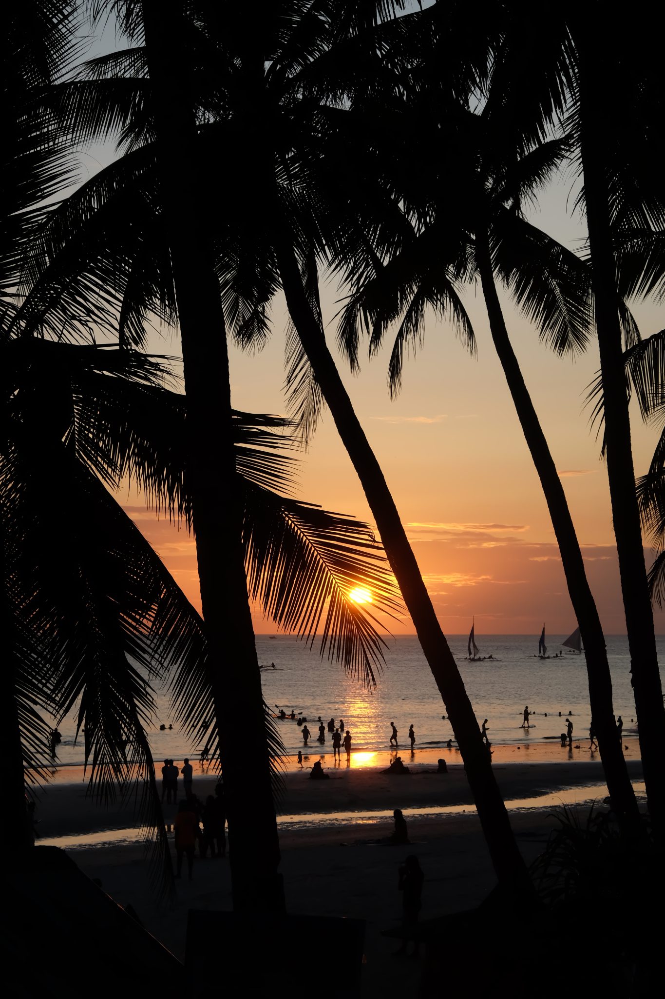 Top Places to Watch the Magnificent Sunset of Boracay! - Astoria Boracay